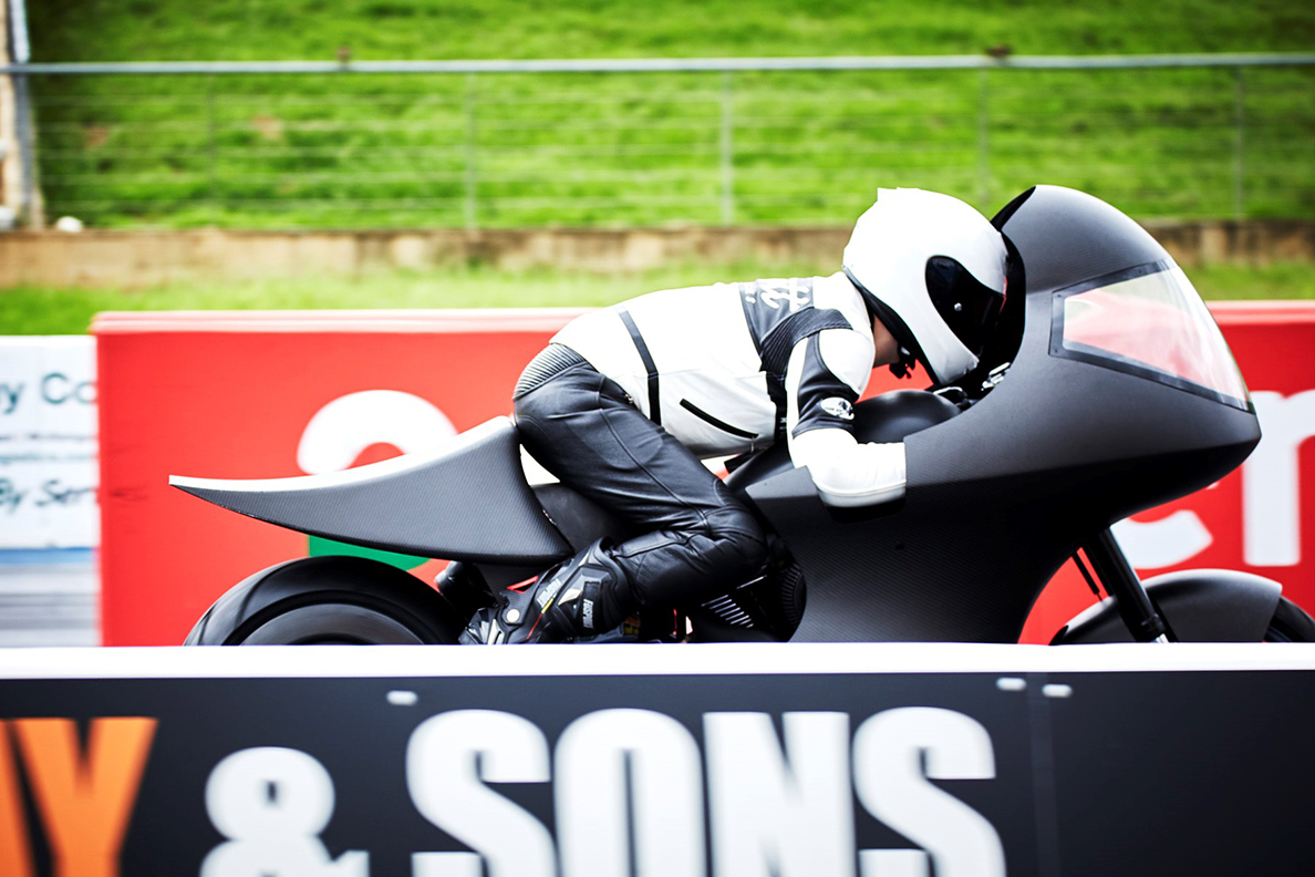 LSR1 MKII Track Test at Sydney Dragway - Elliott Motorcycles Blog